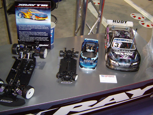 Big Squid RC - 2004 International Hobby Expo: XRay