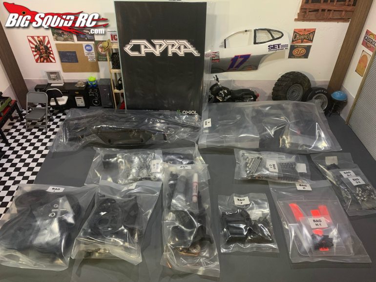 EVERYBODY’S SCALIN’ – UNBOXING THE Axial Racing Capra 1.9 Unlimited ...