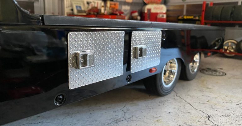 RC Patina Guy Diamond Plate Aluminum Doors for the Redcat Custom Hauler ...