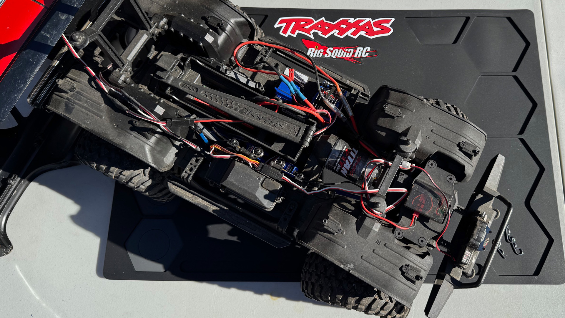 Traxxas Announces Small & Medium Heavy-Duty Pit Mats « Big Squid RC ...