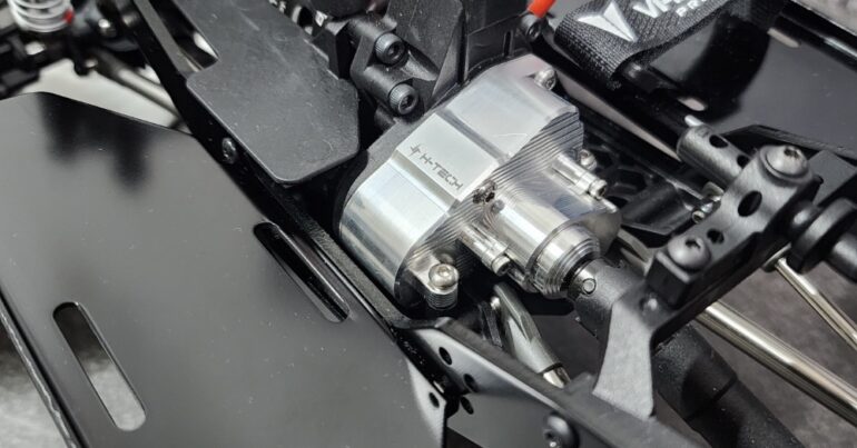 H-Tech Custom’s Aluminum Reverse Rotation Kit for the Vanquish VRD ...